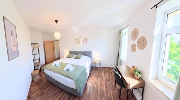 Familienfreundliches Apartment Mit Fußbodenheizung - Chemnitz