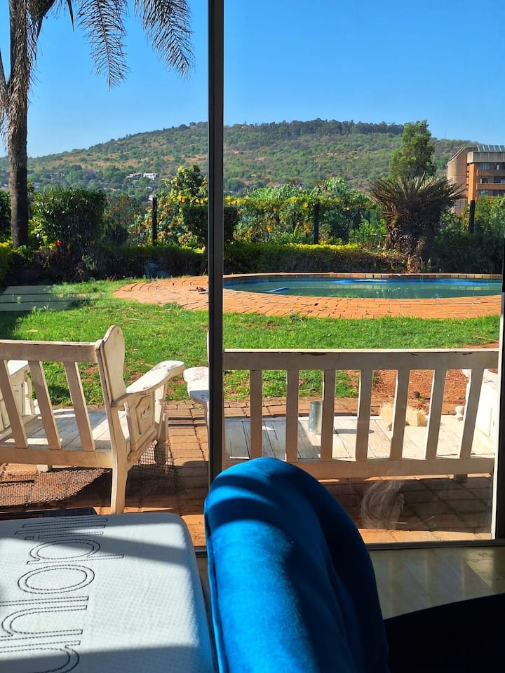 Pretoria 2br|scenic Garden Cottage|muckleneuk Hill - Pretoria