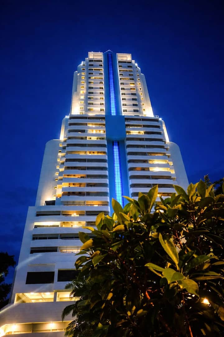 3-bedroom W/mountain View At Patong Tower - Patong Beach