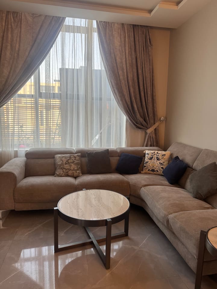 شقة راقية ومريحة
مكوّنة من غرفة + صالة، حمام . - Mecca (Saudi Arabia)