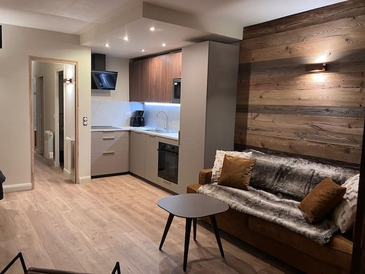 Cocon Skis Aux Pieds En Plein Cœur De La Station ! - Tignes