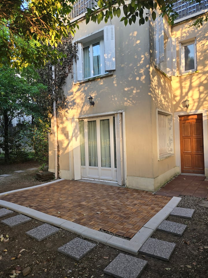 Eau Vive, Pavillon Avec Jardin Arboré - Montgeron