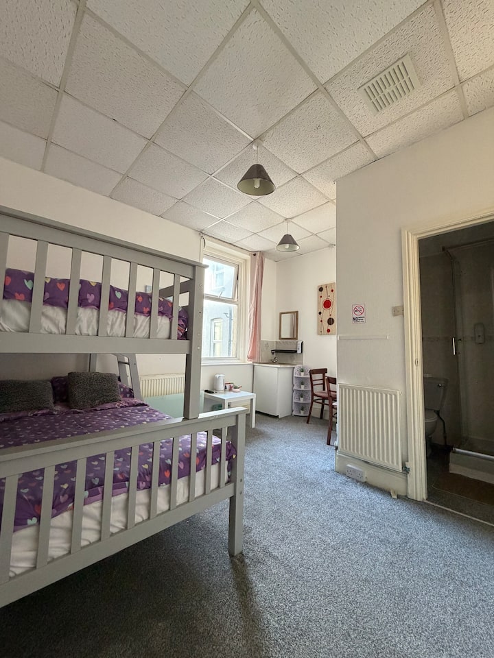 Family Room | Private Bathroom | Beachside | Tower - Lytham St Annes