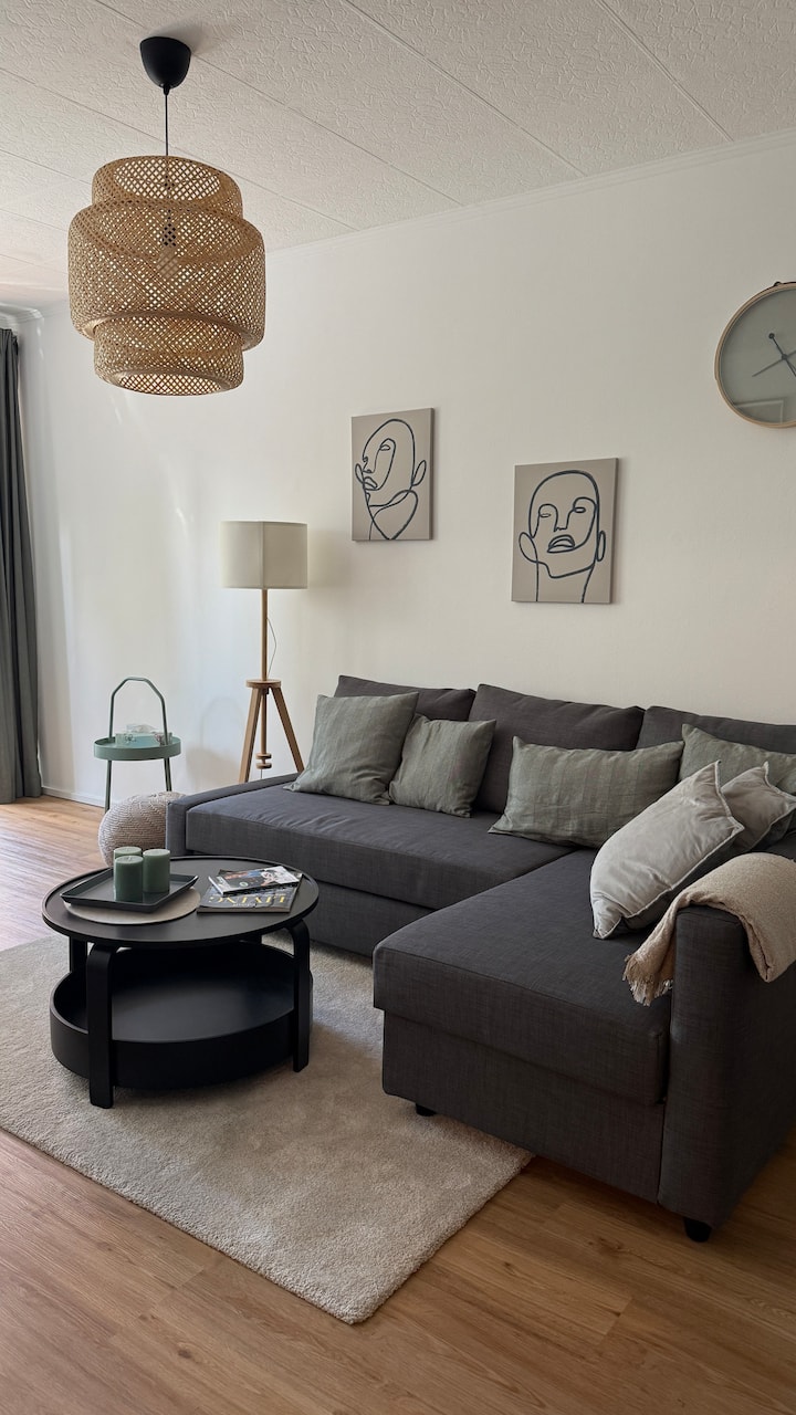 Barrierefreie & Ruhige Gartenwohnung Mit Parkplatz - Baden bei Wien