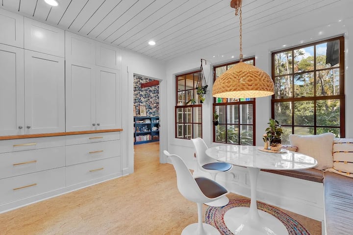 Stylish & Spacious Savannah Abode - Skidaway Island, GA