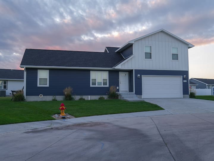 Sunset Home - Grand Island, NE