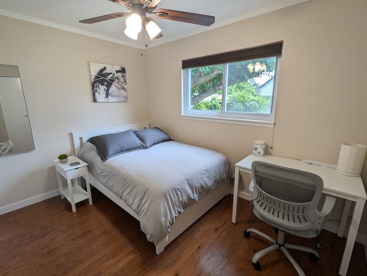 Cozy 3br House Near Detroit/ferndale - Warren, MI