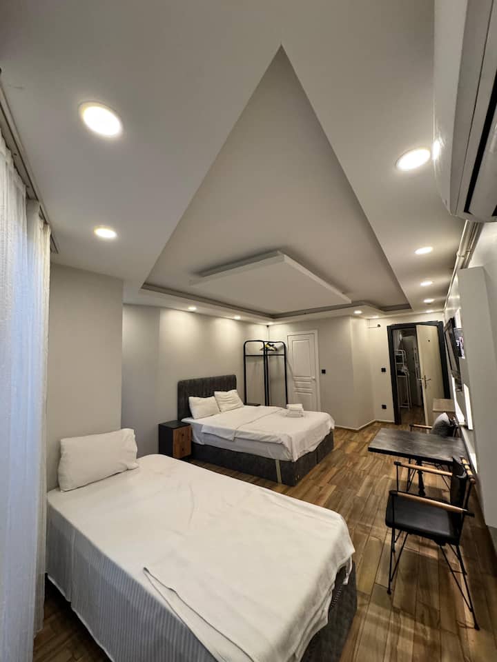 Garden Floor Room Vith Kitchen - Karaköy