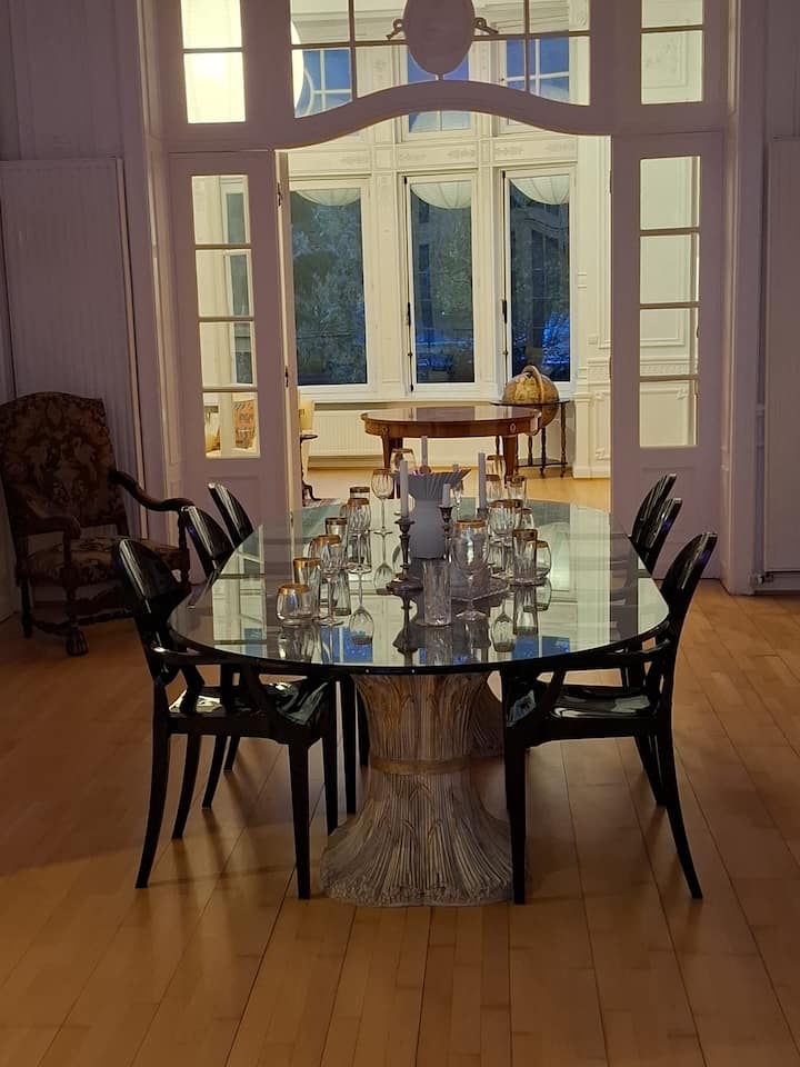 Brussels' Premier Parkside Residence - Bruxelles