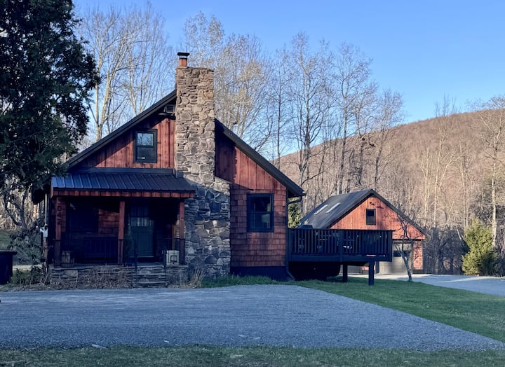 Destino 2 Valley Cottage-hot Tub, Fireplace, View - Fleischmanns, NY