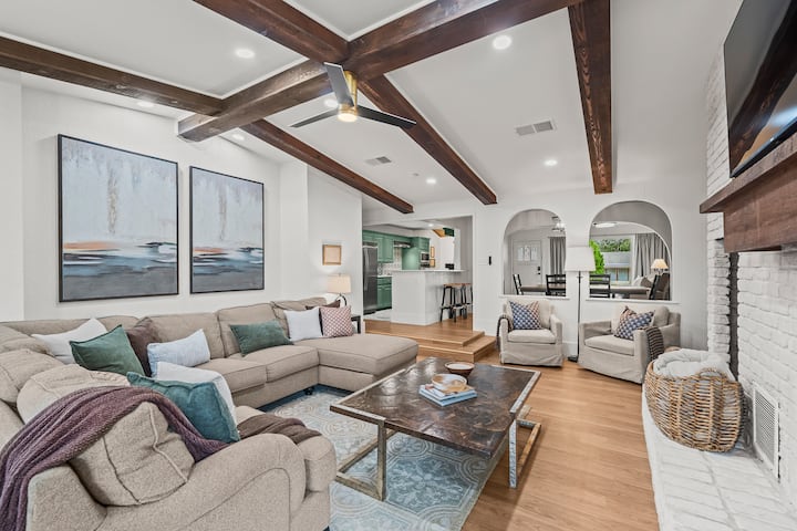 The Oak & Olive - Lubbock, TX