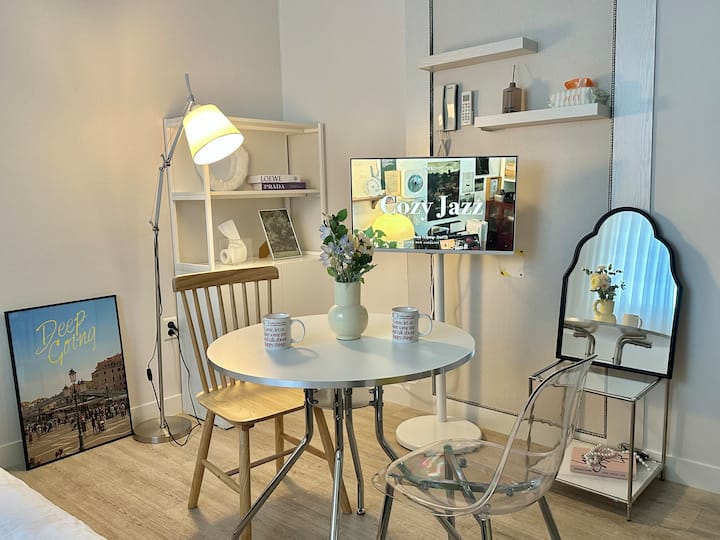 [오픈특가]동성로 교동메인거리 중앙로역 중구 Stay55 #6 - Daegu