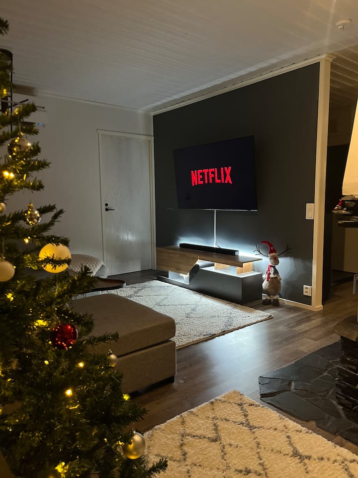 Kodikas Omakotitalo Lähellä Joulupukin Pajakylää - Rovaniemi