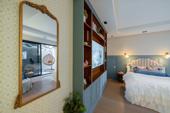 Classic Studio , 65 Smart , Prime Location - Saudi Arabia