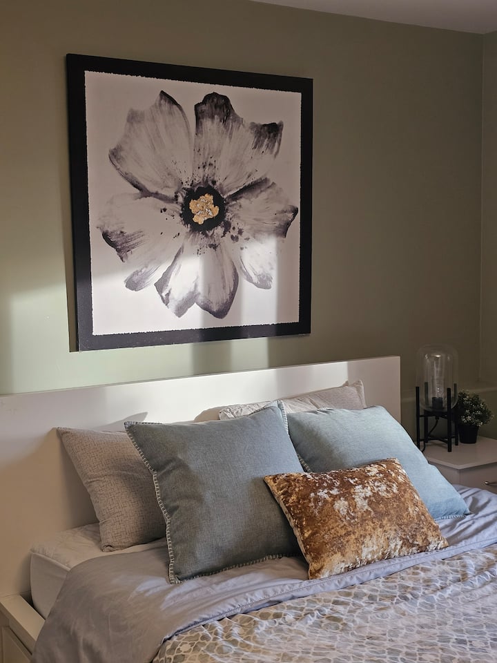 Cedar Point Walkout - Kelowna