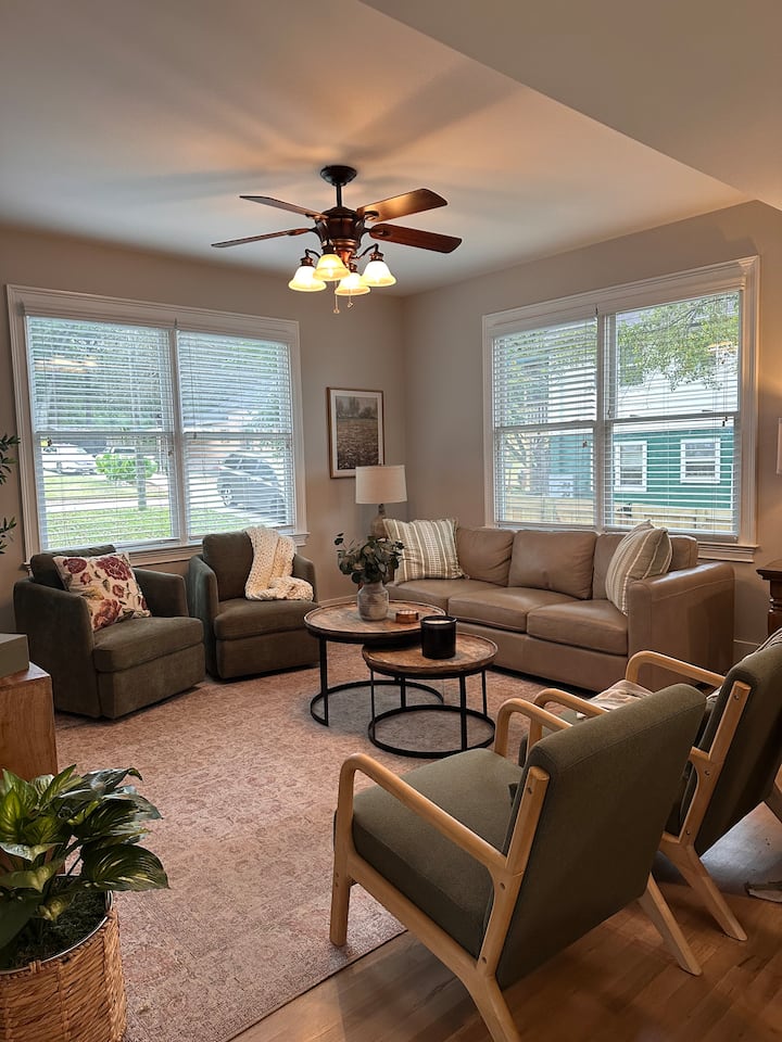 Walk To Downtown/uga, Renovated 4br, Outdoor Oasis - Athens, GA