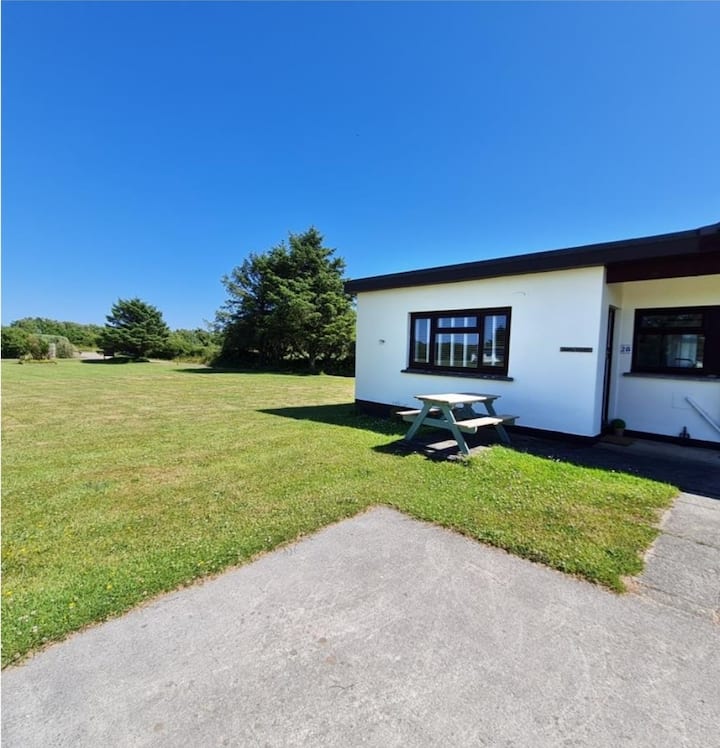 Sunny Corner Chalet - Poldhu Cove