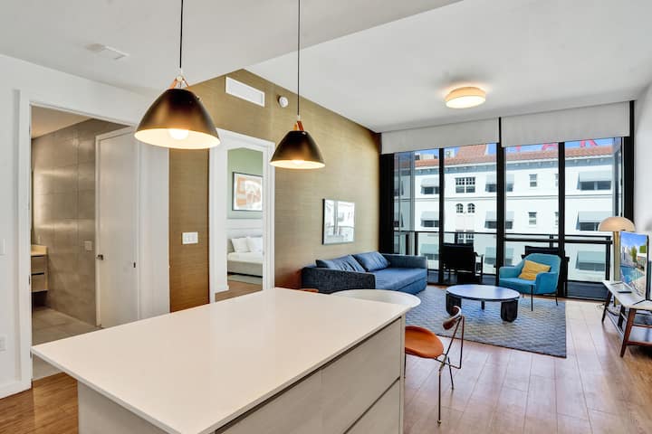 17west Spacious 2br Apartment With Balcony 408 - Miami Beach, FL