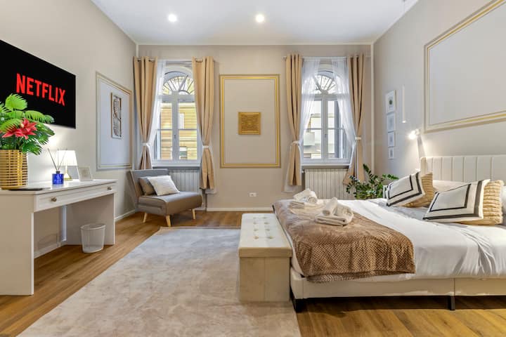 New! Da Tiffany 115m2 Con Garage Box Per 8 Persone - Trieste