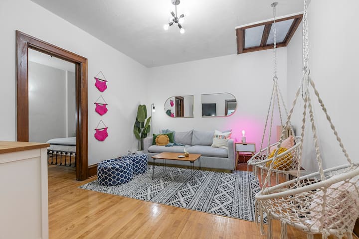 Downtown 2br • Character + Comfort + Convenience - Appleton, WI