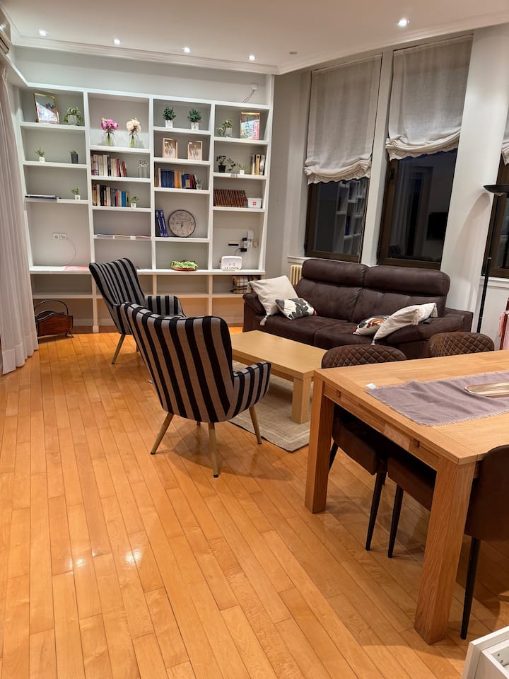 ÁTico Muy Céntrico Con Terraza A Poniente De 30 M - Monzón de Campos