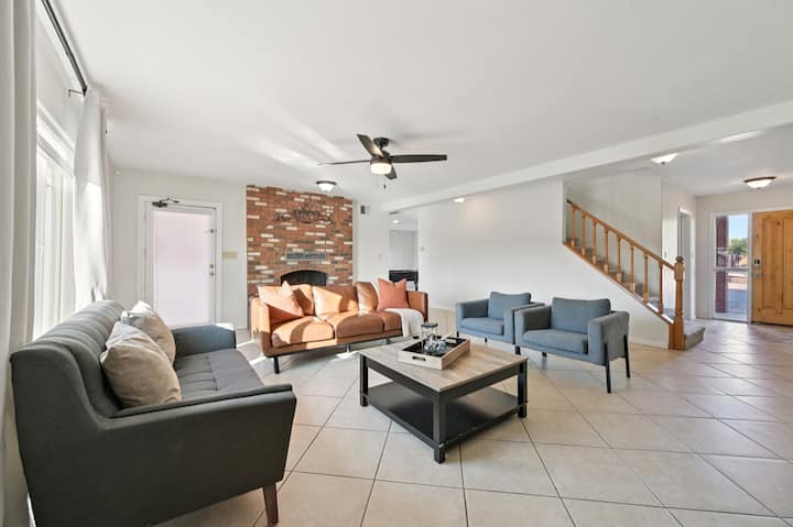 Spacious Arizona Home: Pool, Fire-up Backyard - Buckeye, AZ