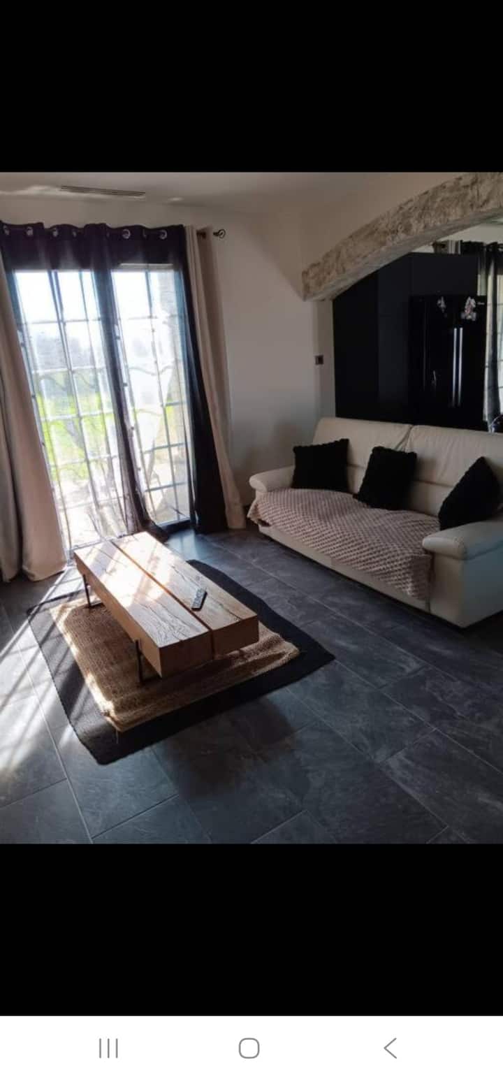 La Villa Des Jonquilles - Montluçon