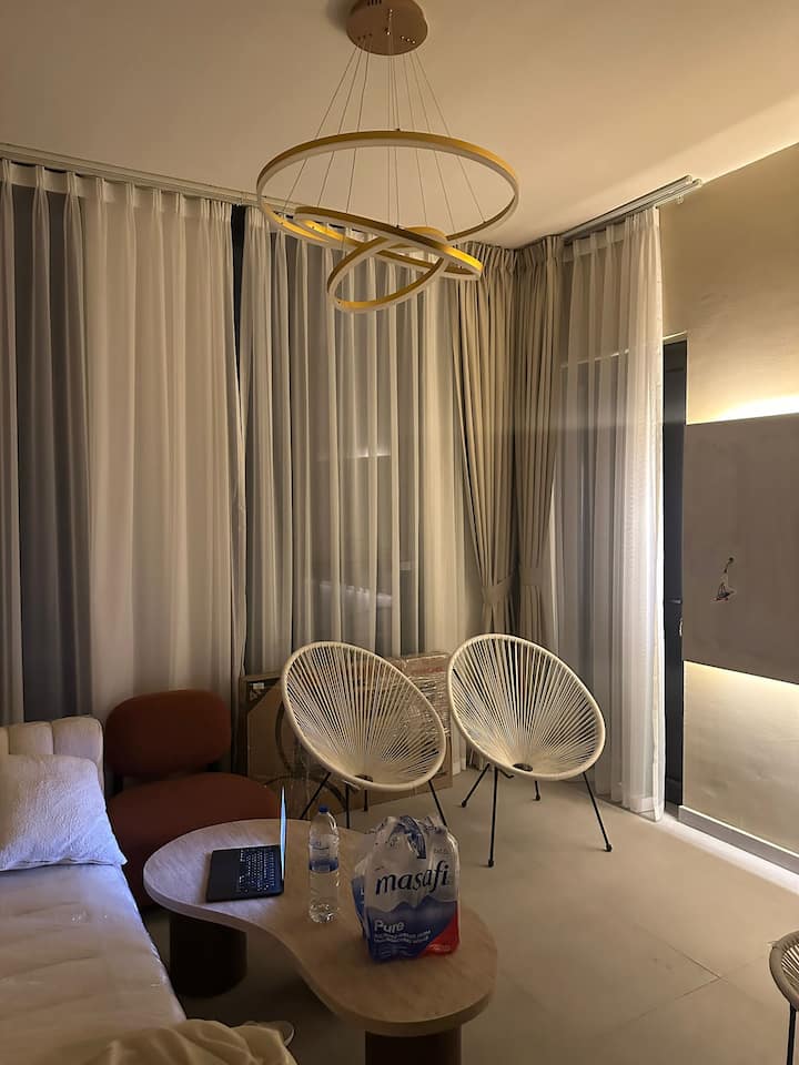 1br In Aljada Heart W/ Balcony & Pool - Lemonhomes - Sharjah