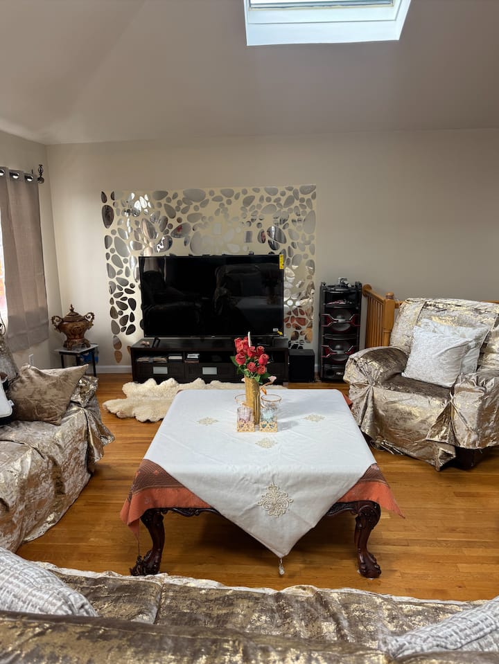 Lovely Spacious 3-bedroom - 15 Minutes From Nyc! - Queens