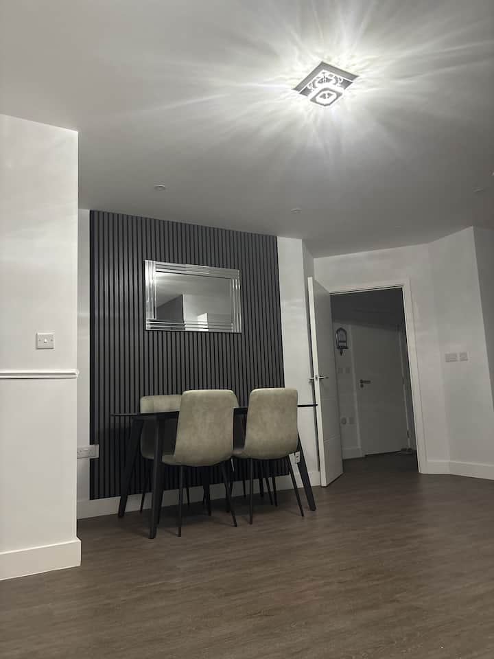 Lovely One Bedroom Apartment Nice And Comfy - Hounslow