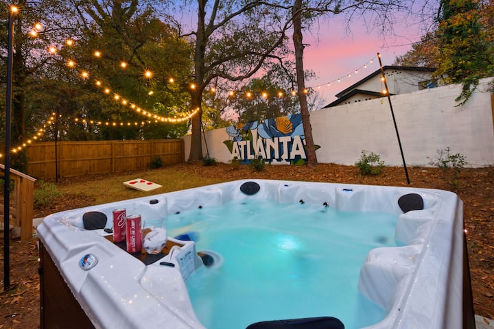 Free Night | Hot Tub, Fire Pit, Office+monitors - Smyrna, GA