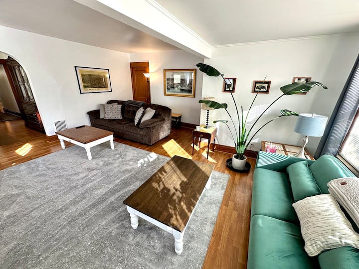 Welcome To The Ramsdell |Your Cozy Buffalo Retreat - Buffalo, NY