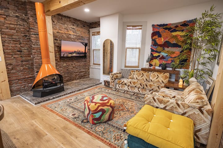 Historical 4-bed 2-bath Oasis In Central Ohio City - Cleveland