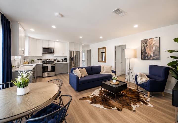South Bay Central Stay - El Segundo, CA