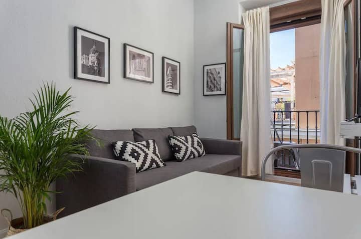 Apartamento En Sol - Madrid