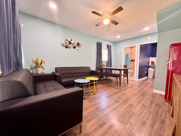 Two Bedroom With Three Beds - Arcadia