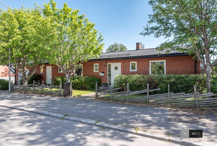 Hel Villa - Plats För Många - Östersund