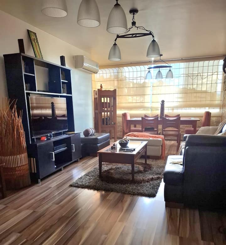 Céntrico, Tranquilo, Amplio Y Cómodo - Caracas