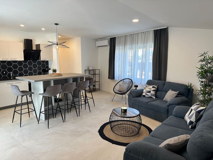 Tisno Central  App 6+1 - Tisno