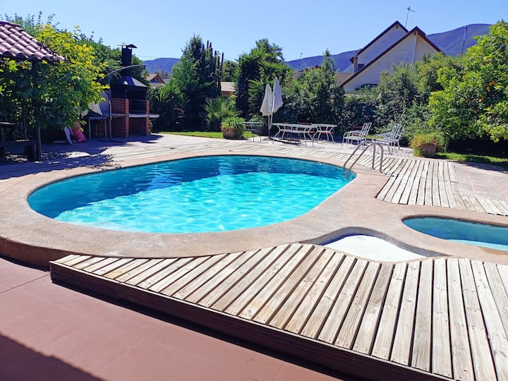 Amplia Casa Familiar En Olmue - Olmué