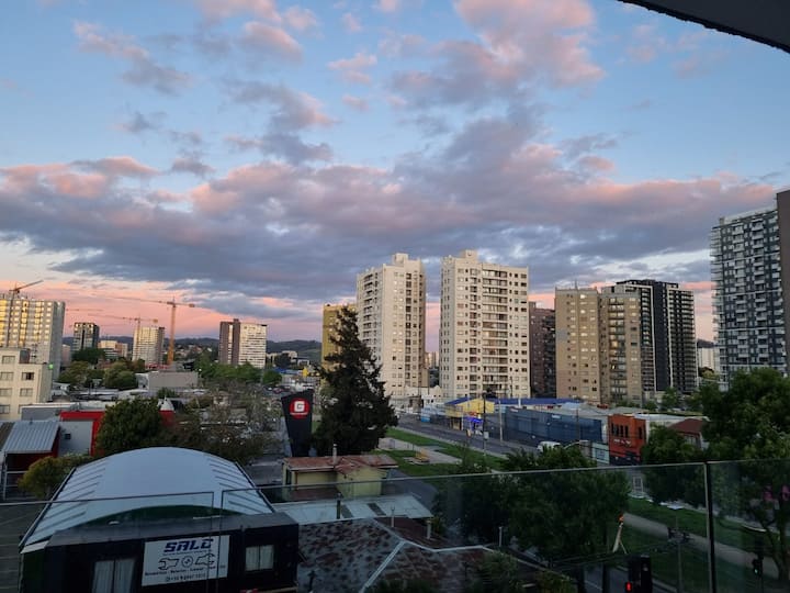Acogedor Hermosa Vista; Estacionamiento Seguridad - Concepción, Chile