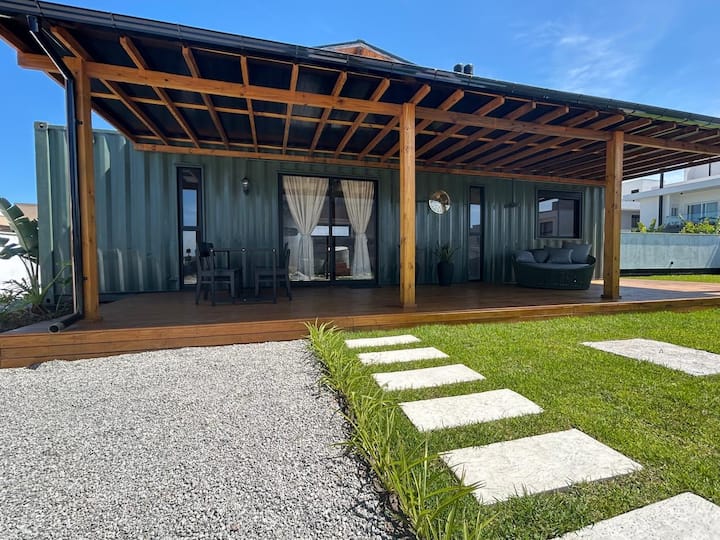 Casa Lúmen - 200m From The Beach, Private Patio! - Florianópolis