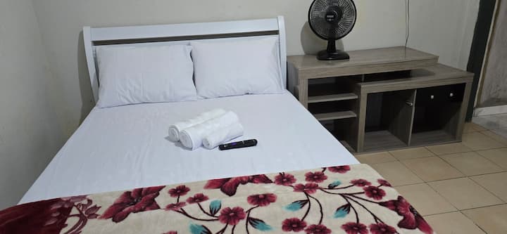 Kitnet - A Base Perfeita Pra Sua Empresa/família - Maringá