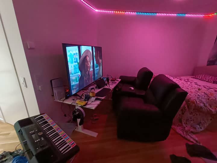 Studio Apartment Next To Emporia Mall +Malmö Arena - Malmö