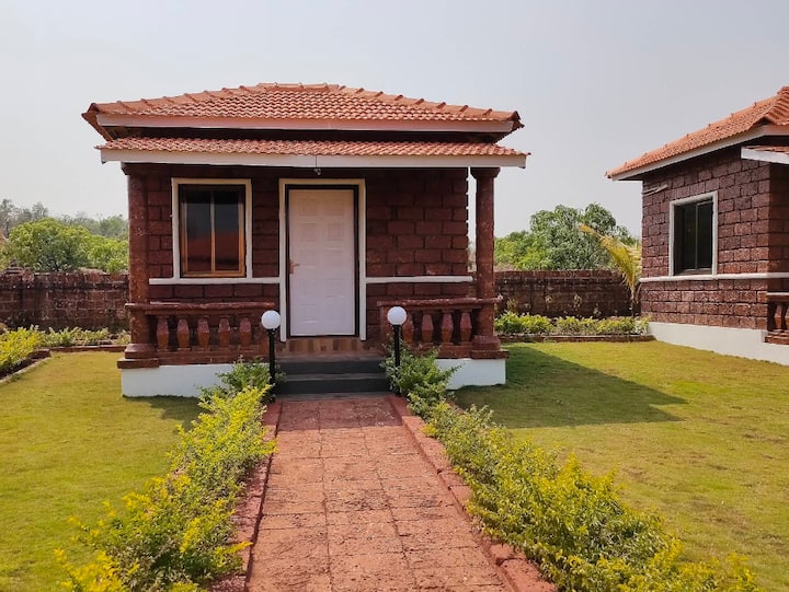 Mars Hut - Double Occupancy - Ganpatipule