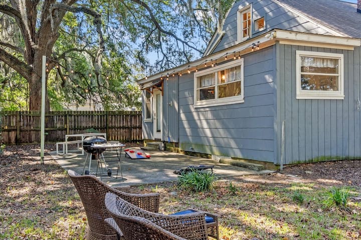 Hideaway Loft Under The Oaks Near Park Circle - North Charleston, SC