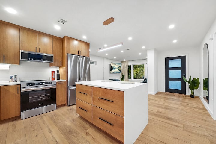 Modern 6br Near Downtown • Heated Gazebo + Firepit - Atlanta, GA