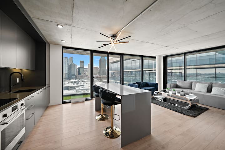 Sophisticated 3br - City View Downtown Montreal - Brossard