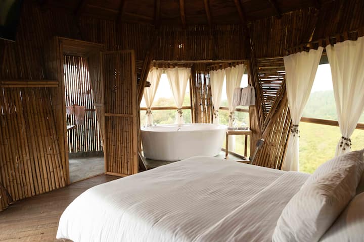 Glamping Con Hermosa Vista A Las Montañas. - Cisneros