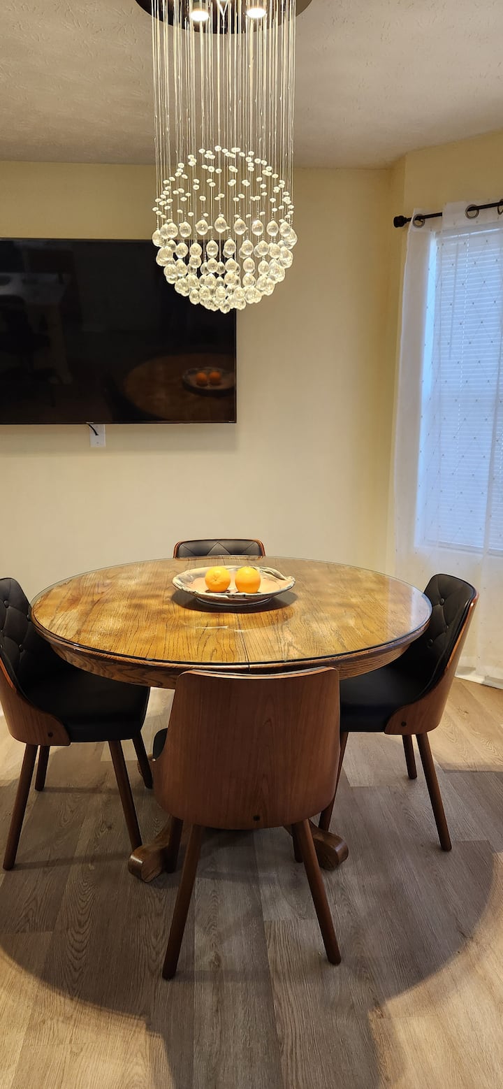 Cozy Spunky Smart Home *Entire Home* - Lithonia, GA